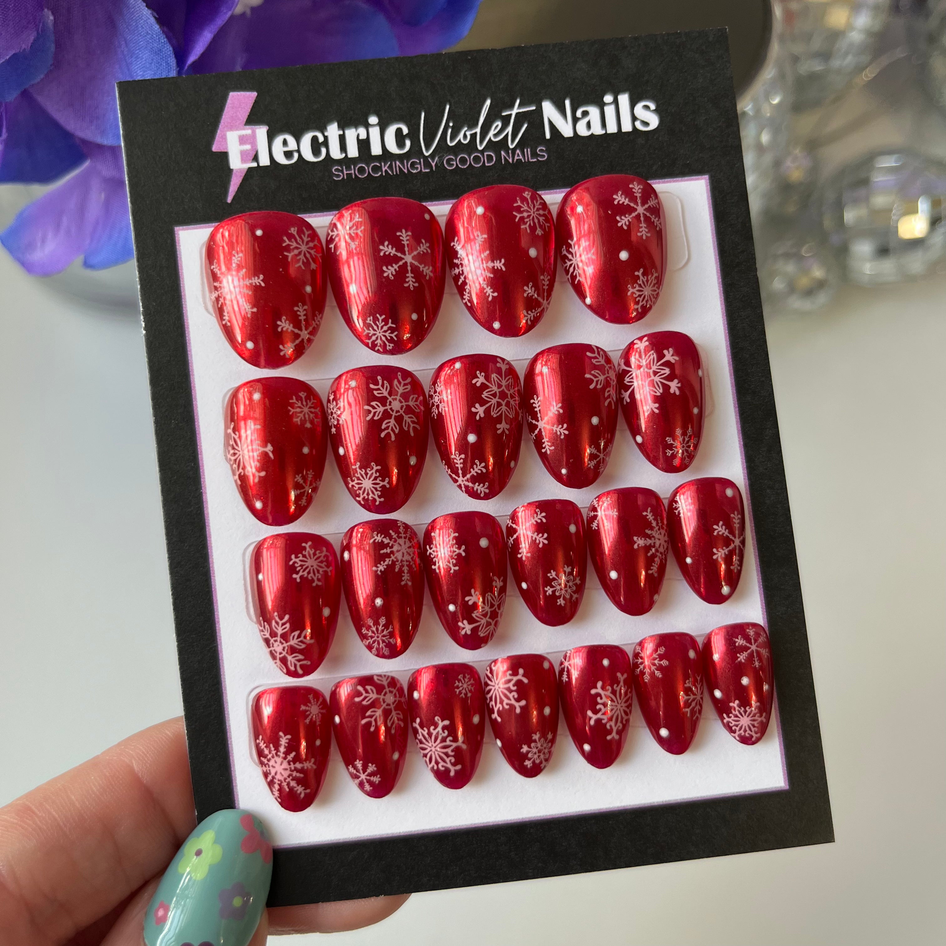 Red Chrome Snowflakes – Electric Violet Nails